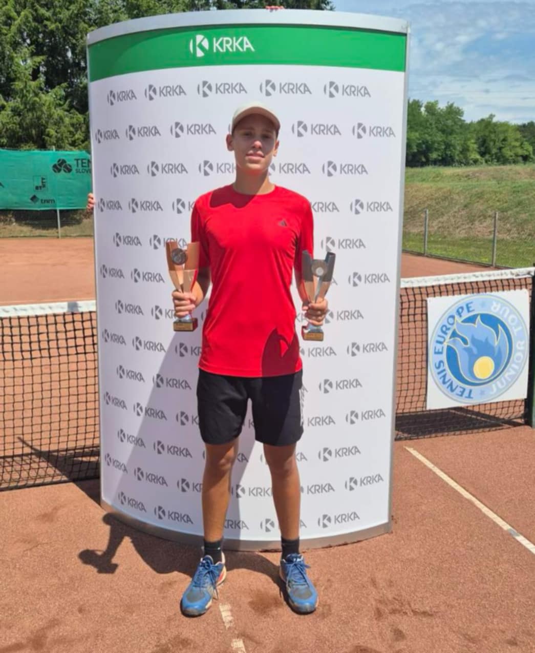 TE: Hriberšek kot zadnji Slovenec obstal v četrtfinalu - Tenis Slovenija